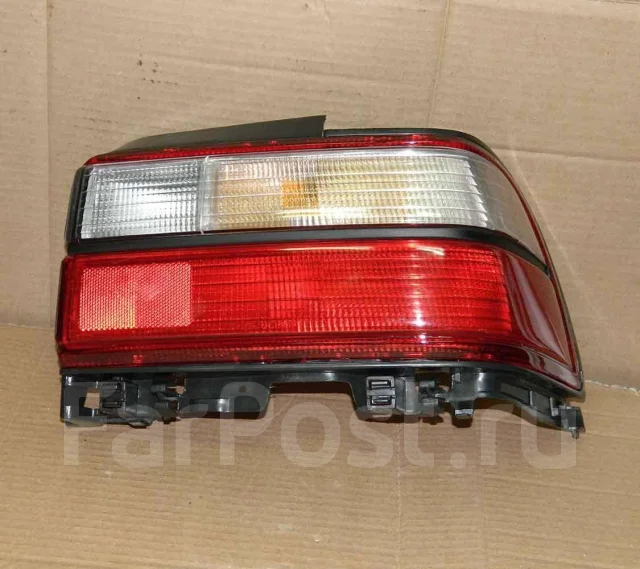 Фонарь задний R Corolla E10 в Калуге