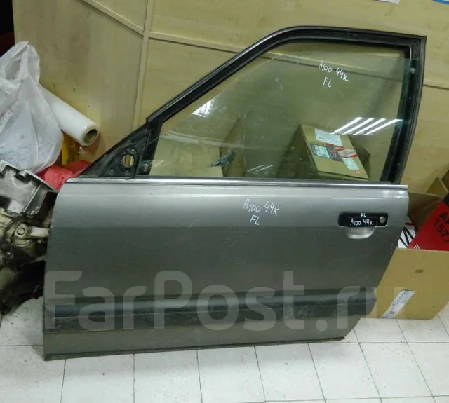 Дверь передняя L Audi 100 44 кузов в Калуге