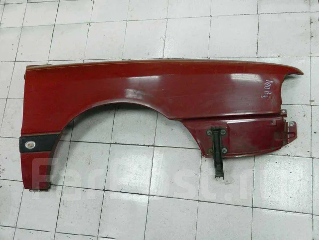 Крыло R Audi 80 B3 в Калуге