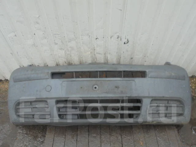 Бампер передний Renault Trafic до рест 2001-2006 в Москве