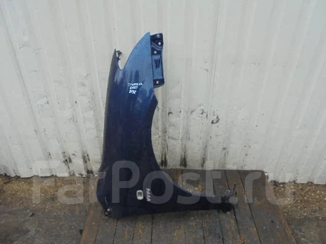 Крыло R Toyota Corolla E120 2001-2006 в Москве