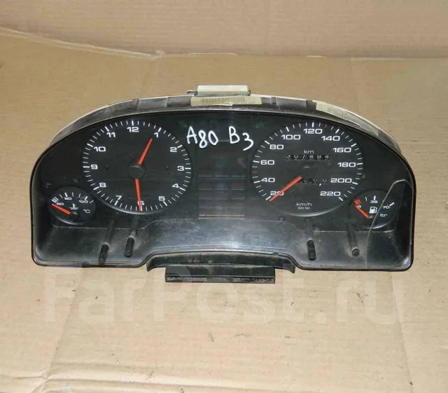 Панель приборов Audi 80 B3 в Калуге