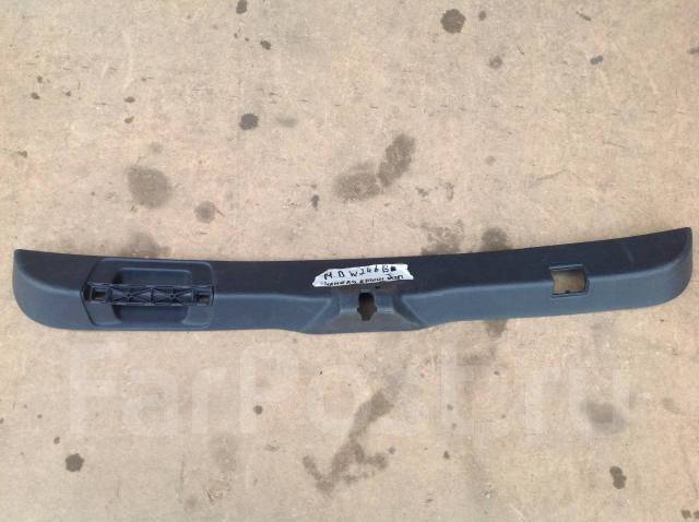 Обшивка крышки багажника Мерседес B 246 A2467400272 купить в Москве по ...