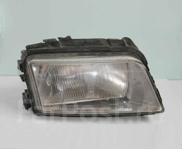Фара R Audi A4 B5 Valeo в Калуге