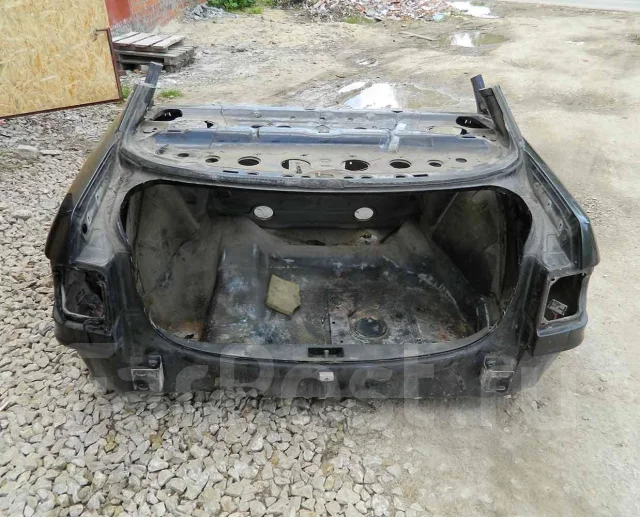 Задняя часть кузова Audi 80 B3 в Калуге