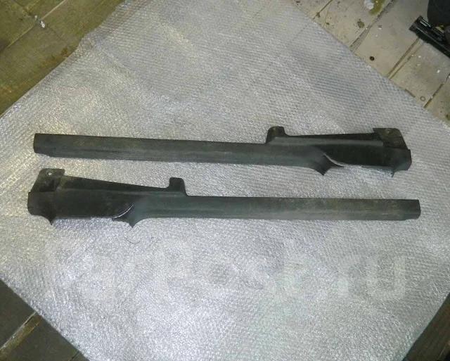 Накладка порога внутренняя Audi 80 B3 в Калуге