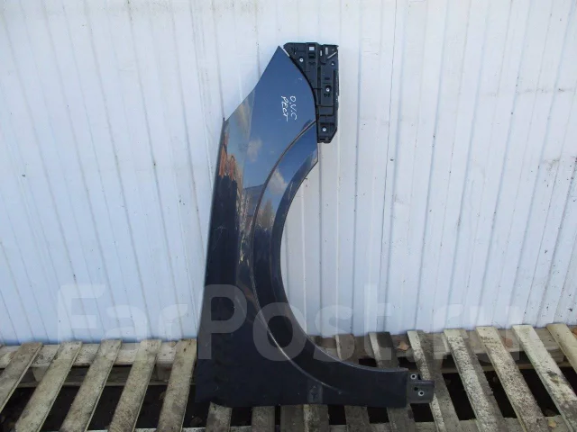 Крыло R Opel Vectra C рест 2005-2008 в Москве