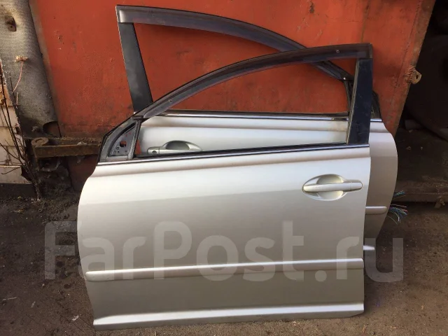 Дверь передняя Toyota Avensis 2003-2008 в Москве