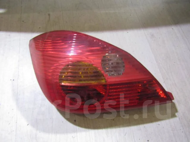 Фонарь задний Opel Tigra B в Москве