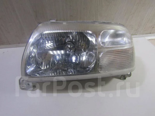 Фара Suzuki Grand Vitara в Москве