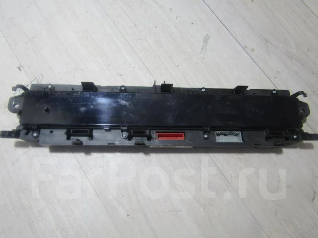 Щиток приборов (приборная панель) Renault Scenic 2 в Москве