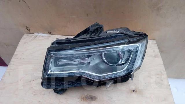 Левая фара Jeep Grand Cherokee LED в Москве