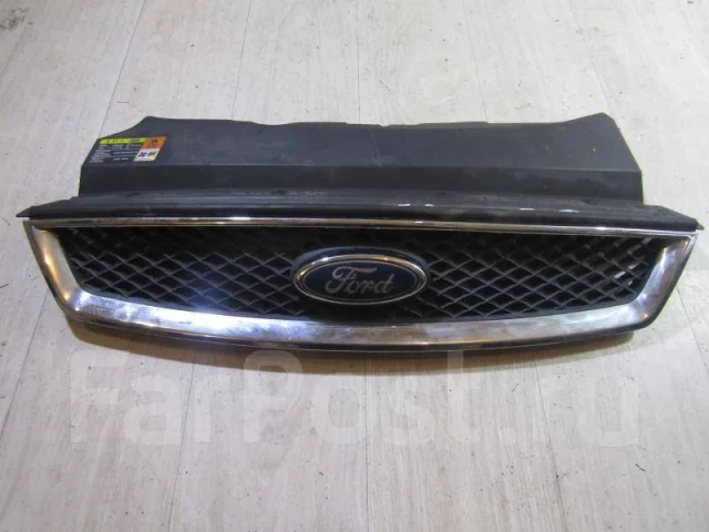 Решетка радиатора Ford Focus 2 в Москве