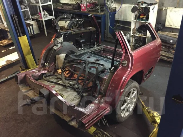 Задняя часть кузова Mercedes S124 / W124 универсал в Москве