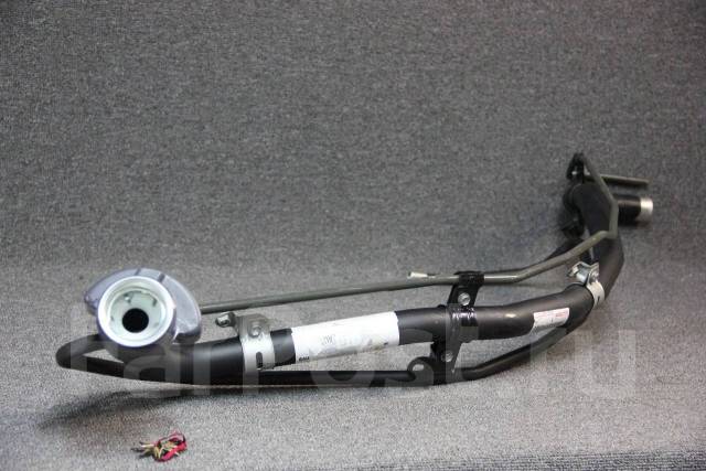 Горловина топливного бака Toyota Rav4 в Москве | Festima.Ru – частные ...