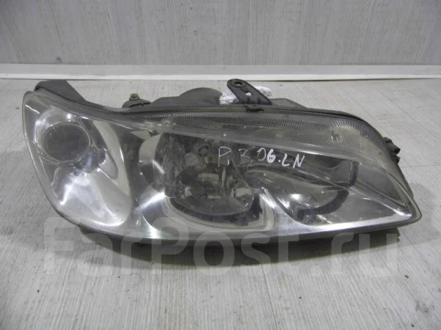 Фара Peugeot 306 в Москве