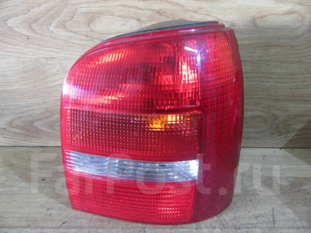 Фонарь задний Audi A4B5 в Москве