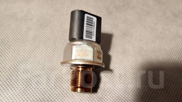 Датчик давления топлива Delphi 9307Z528A в Москве