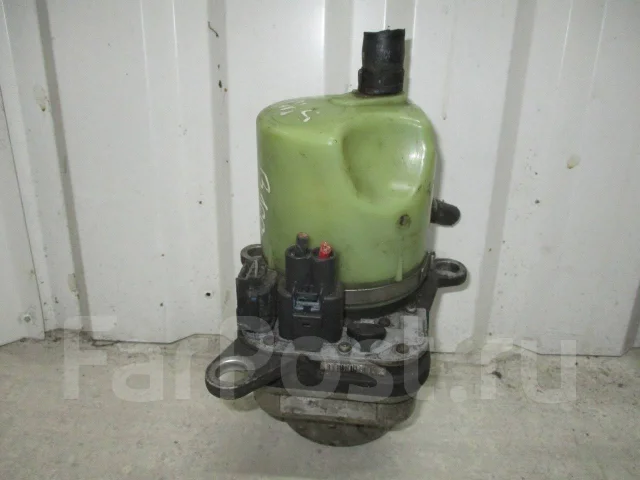 Насос ГУР 30748170 Volvo S40, V50 в Москве