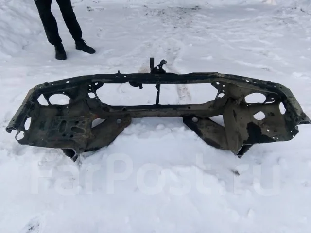 Рамка радиатора (телевизор) и не только Toyota Camry в Москве