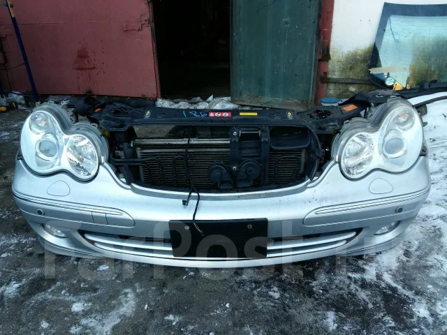 Бампер фары панель радиаторов Мерседес w203 в Москве