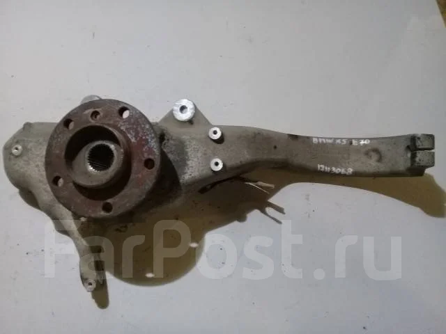 Кулак поворотный левый BMW X5 E70 в Москве