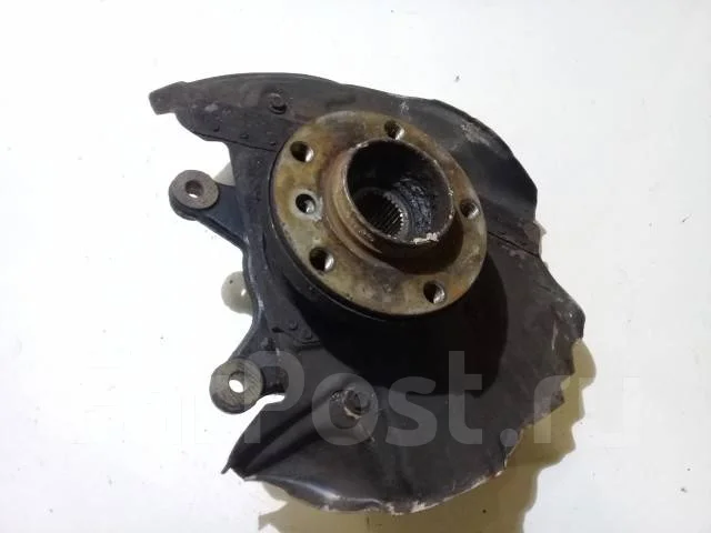 Кулак поворотный правый BMW E53 в Москве