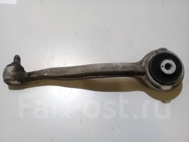 Рычаг передний Mercedes W204 в Москве
