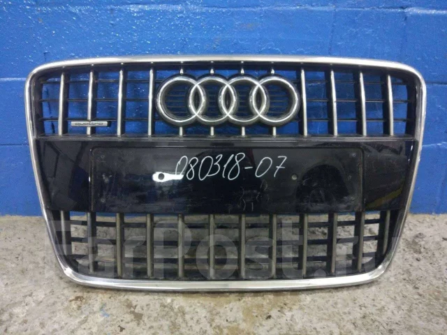 AUDI Q7 10-15 Решетка радиатора б/у 4L0853651G в Москве