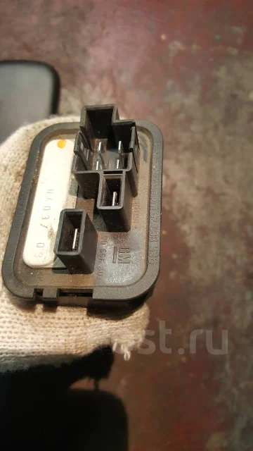 90566802 Резистор отопителя Opel Astra G Omega B Meriva Corsa C Combo в Москве