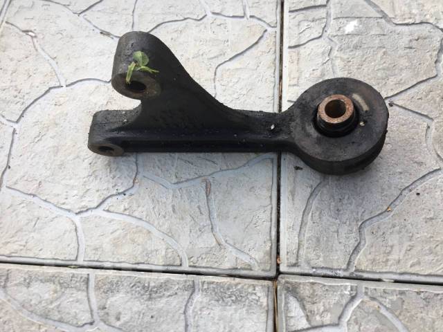 Опора переднего редуктора Toyota Land Cruiser 200 купить в ...