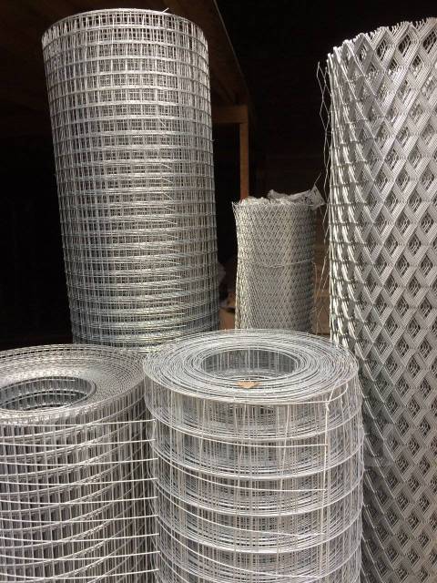 Сетка оцинкованная сварная и цпвс, в наличии. Цена: 900₽ во Владивостоке