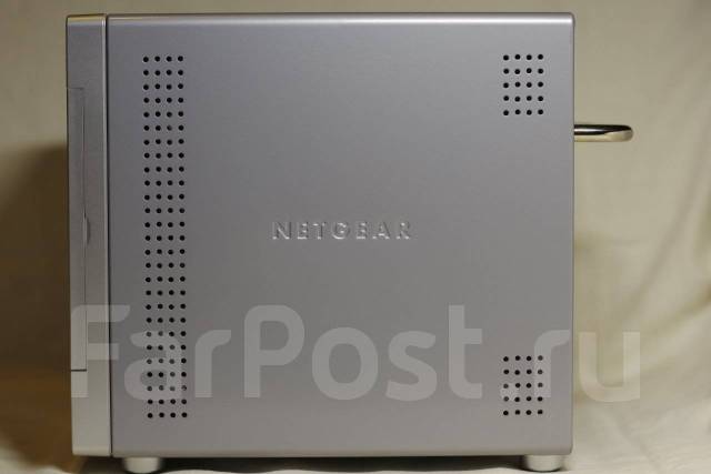 Сетевое хранилище (NAS, MediaServer) Netgear ReadyNas NV+ (RND4000 v3 ...