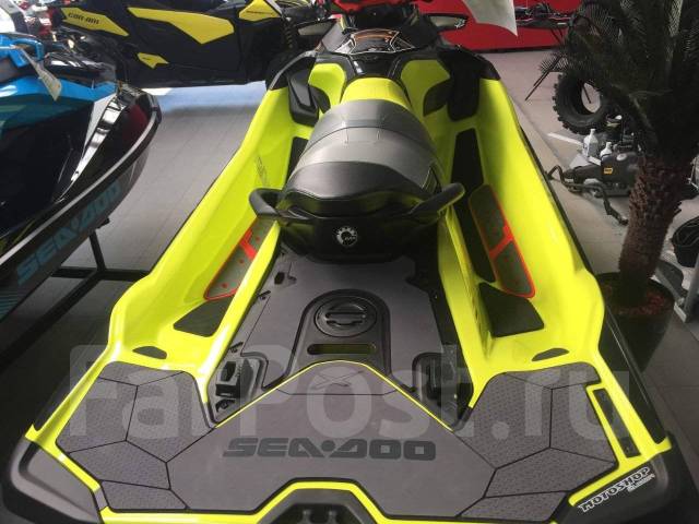 BRP Sea-Doo RXT-X 300 RS 2018, новый, в наличии. Цена: 1 379 000₽ во Владивостоке