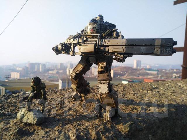 Коллекционная экшн - фигура робота Титан Атлас из игр Titanfall ...