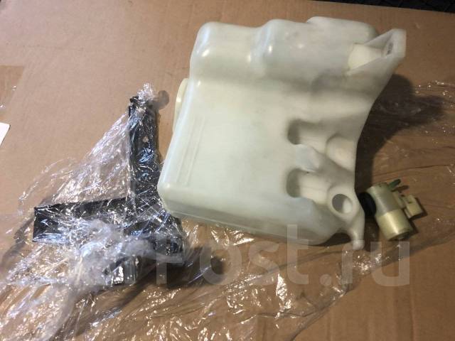 Бачок омывателя nissan skyline gtr bcnr33 bnr34 гтр кронштейн моторчик ...