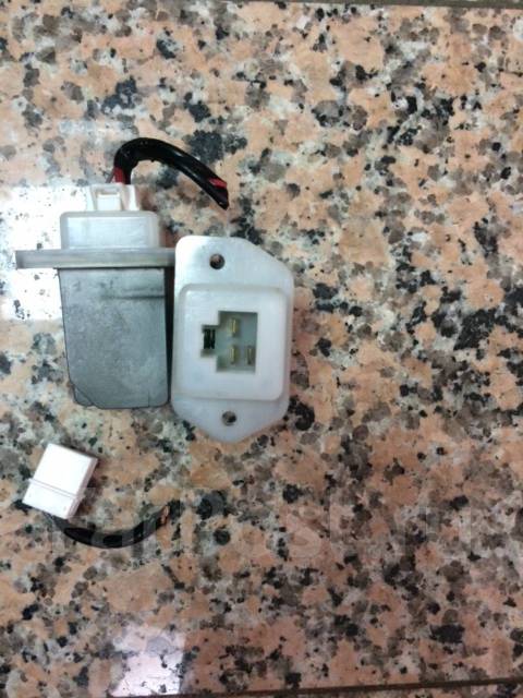 Реостат отопителя (резистор) печки Nissan 27226-70T03 Оригинал купить в ...