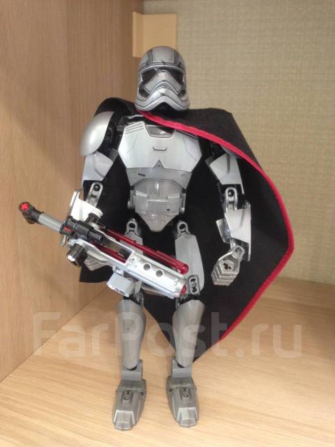 Фигурка Lego капитан Фазма - Игрушки во Владивостоке