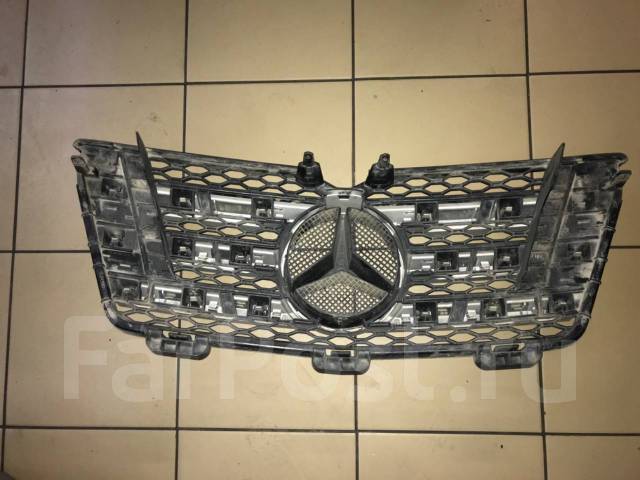 Решетка радиатора Mercedes BENZ GL-Class, W164 купить в Барнауле по ...