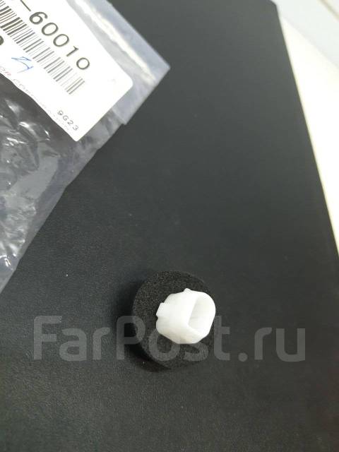 Клипса крепления заднего фонаря Toyota 81496-60010 купить в Томске по ...