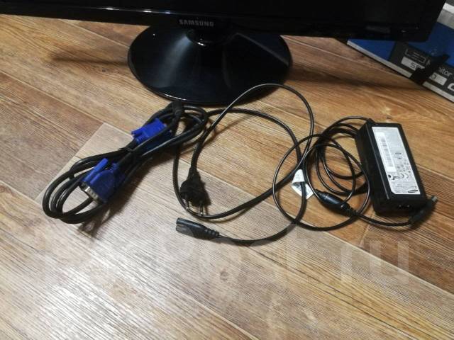 Монитор 22" Samsung S22D300. FullHD, HDMI, vga, TN, 1920x1080 (Full HD ...