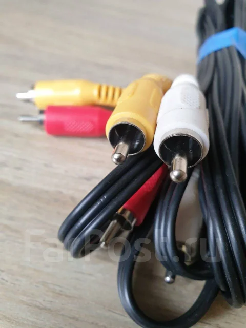 Кабель 3 RCA - 3 RCA 3 метра noname 2, б/у, в наличии. Цена: 250₽ во ...