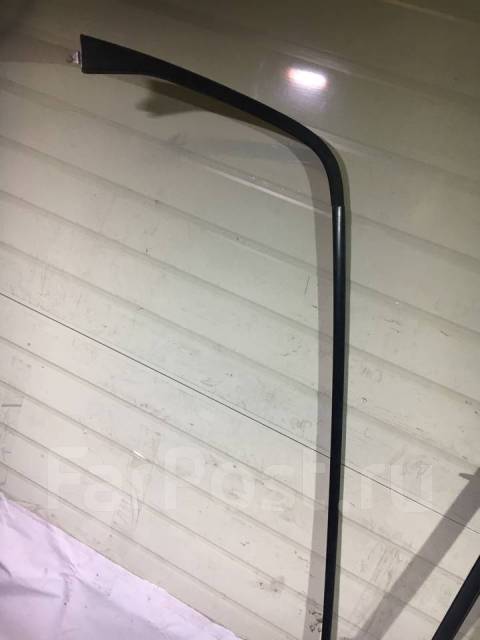 Молдинг стекла Toyota Tundra купить во Владивостоке по цене: 5 000 ...