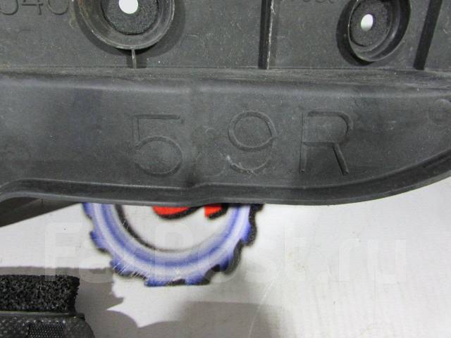 Защита крыла лево/право верх/низ Toyota Prius ZVW30 2010г №62 купить во ...