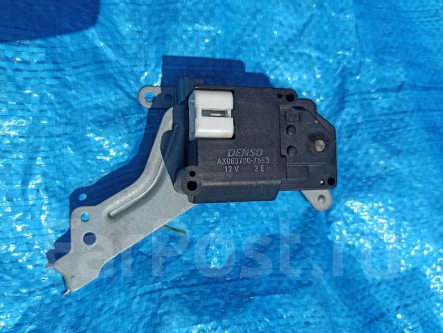 Сервопривод заслонки печки Toyota Tacoma 03г 2.7L купить во ...