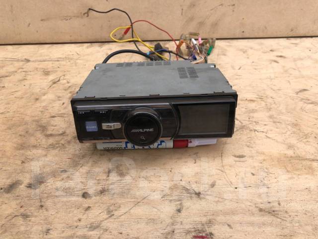 Цифровой медиа-ресивер alpine iDA-X200 usb 6 RCA, 1 DIN — 178x50 мм, б ...