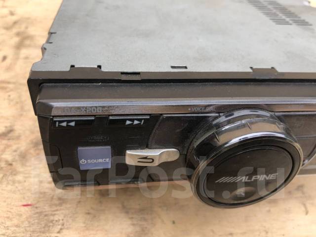 Цифровой медиа-ресивер alpine iDA-X200 usb 6 RCA, 1 DIN — 178x50 мм, б ...