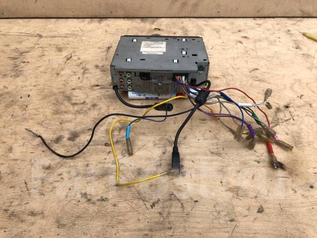 Цифровой медиа-ресивер alpine iDA-X200 usb 6 RCA, 1 DIN — 178x50 мм, б ...