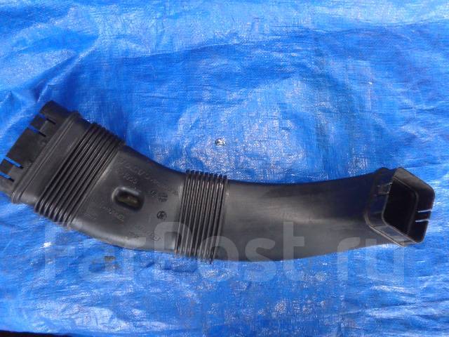 Volvo xc60, s80 2, v70, xc70 патрубок воздухозаборника 31293955 купить ...