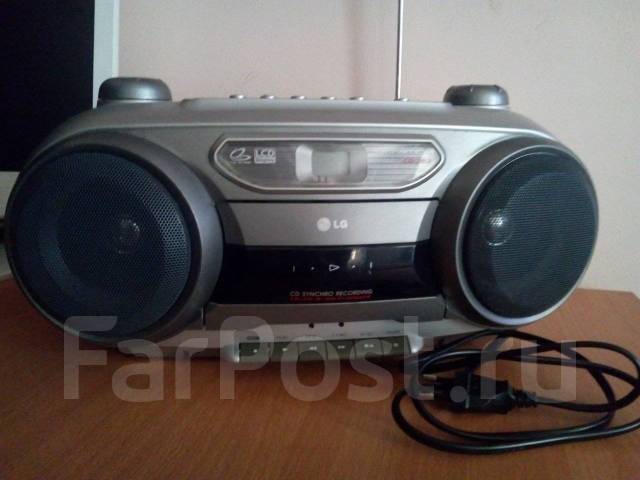 Переносная магнитола LG CD 363 AX, б/у, в наличии. Цена: 3 000₽ во ...